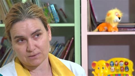 Проф Гергана Петрова Имунитетът ни се самообучава цял живот Здравеопазване България Пулс