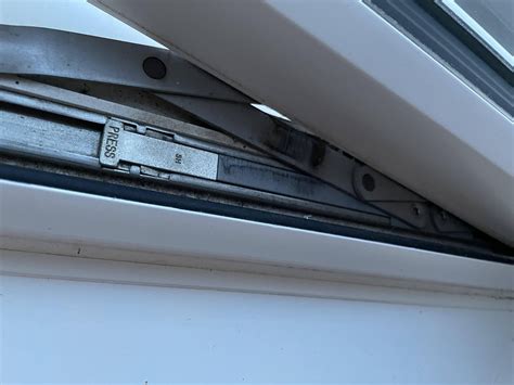 Window Restrictors R Diyuk