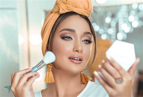 How To Create A Glamorous Evening Makeup Look