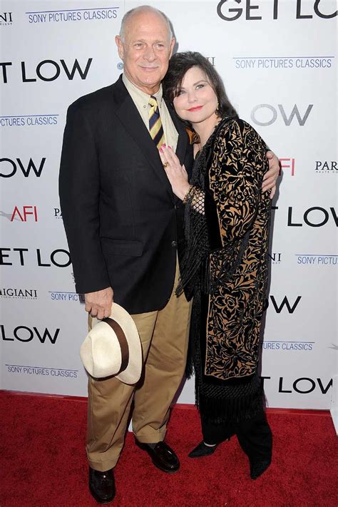 Throwback Photos Of A Young Delta Burke And Husband Gerald Mcraney