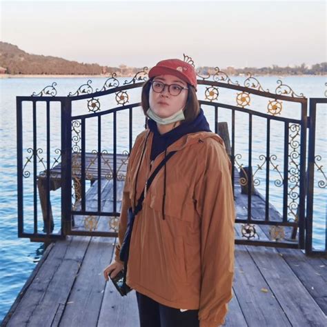 Wang Jingqiang Jing Album • Threads Say More