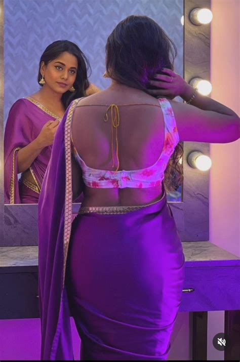Pin By Mrage On Indian Women Gorgeous Women Dresses Beautiful Thai