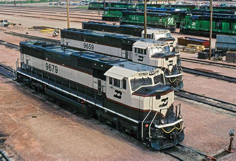 Burlington Northern Sd70macs At Alliance Diesel Shop