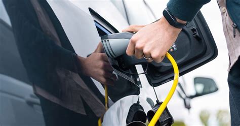 Краснодарский край вошел в топ 5 регионов по продажам новых электромобилей 2 декабря 2022 г