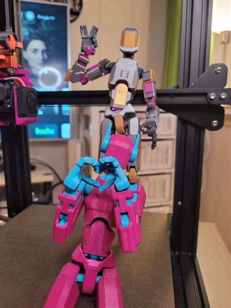 Stronger Poseable Hands For 200 Scale Dummy 13 By Anniandsteve Download Free Stl Model