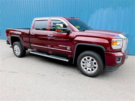 Used 2017 Gmc Sierra 2500hd 4wd Crew Cab 153 7 Denali For Sale 34 900