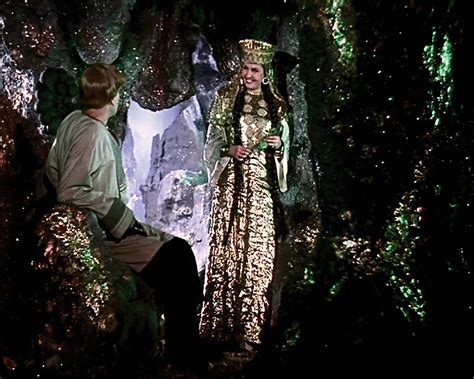 Картинки из хозяйка медной горы хозяйка