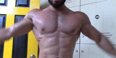 Turkish Muscled Guy Flexing Private Video Turkish Muscled Guy Flexing Private Video