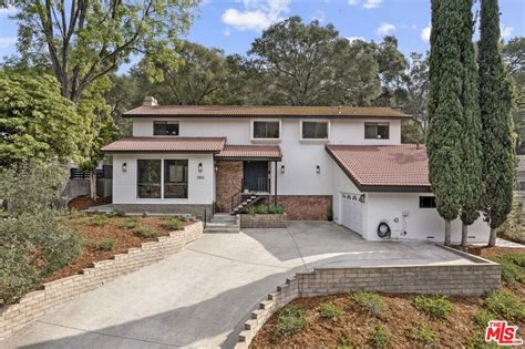 2900 E Chevy Chase Dr Glendale Ca 91206 Redfin