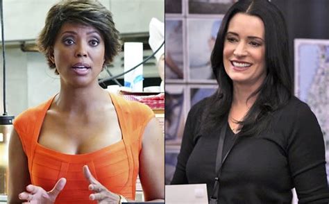 Paget Brewster Teaghlaigh Nua Aimseartha Paget Brewster During Tv