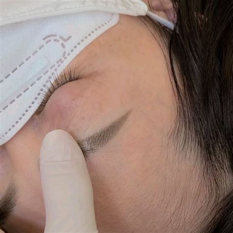 살롱드봄 오늘의눈썹이야기 고객 중심의 눈썹 컨설팅 부드러운 이미지로 변신👍 성형효과🫰 봄송눈썹으로 가는 길은 언제나 열려 있습니다 봄니들 하드