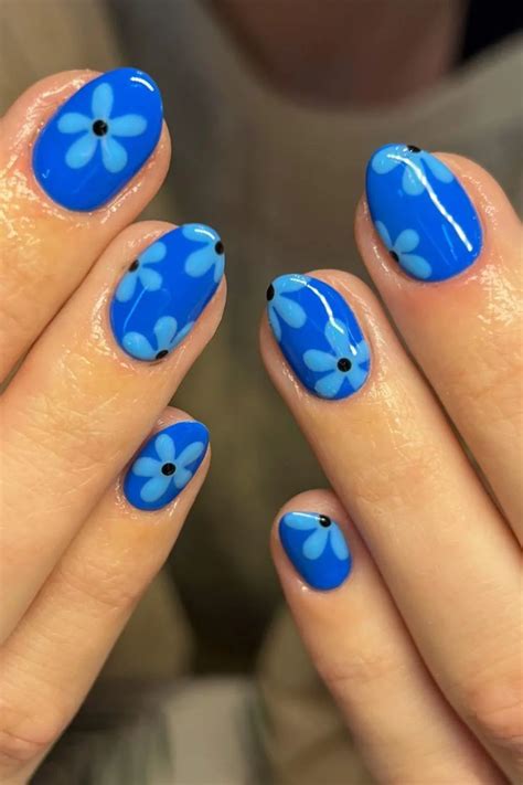 59 Flower Nail Designs Youll Absolutely Love