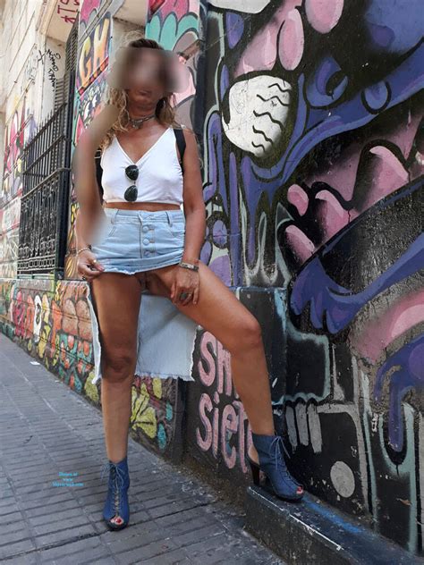 Animated Walk May 2020 Voyeur Web