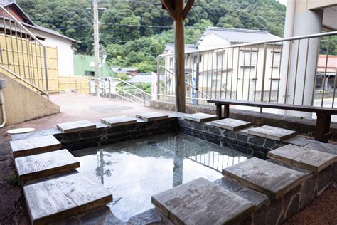 俵山温泉の外湯めぐりナビ 西の横綱の泉質を堪能しよう 昭和レトロな温泉街の観光情報も まっぷるウェブ