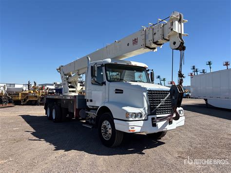 Terex Rs6000 30 Ton Straight Boom On 2002 Volvo Vhd 6x4 Boom Truck