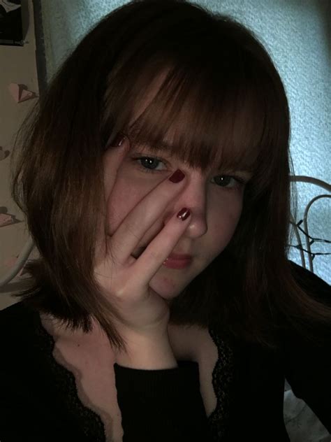 Short Trendy Girl Hairstyle Haircut With Bangs Brown Hair Bangs Girl Haircuts Girl Short Hair