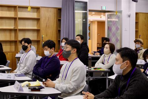 스타트업 Ceo 나를 지키며 리더로 성장하는 방법 이머징리더십인터벤션즈