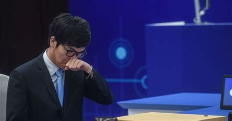 아 안풀려 알파고와 대국서 고전하는 커제 9단