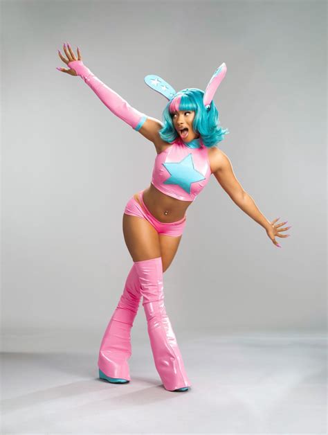 Pin By Berry Odinson On Momocon 2025 Blue And Pink Hair Pretty Girl