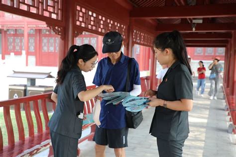 周口中院联合淮阳法院开展首个“全国生态日”普法宣传活动澎湃号·政务澎湃新闻 The Paper
