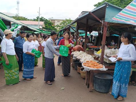 မြစ်သားမြို့ မြို့မဈေးတွင် ပလတ်စတစ်အိတ်သုံးစွဲမှု လျော့နည်းပပျောက်စေရေး