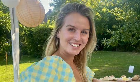 Jip Gaat Viral Als Schnitzelmeid Mannen Willen Op Schnitzel Date