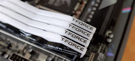 T Force Delta RGB DDR5 6400MHz Đánh Giá Nhanh