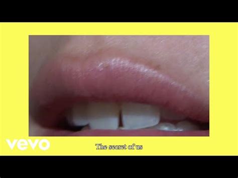 Gracie Abrams Taylor Swift Us Lyrics Music Video Song Lyrics And Karaoke