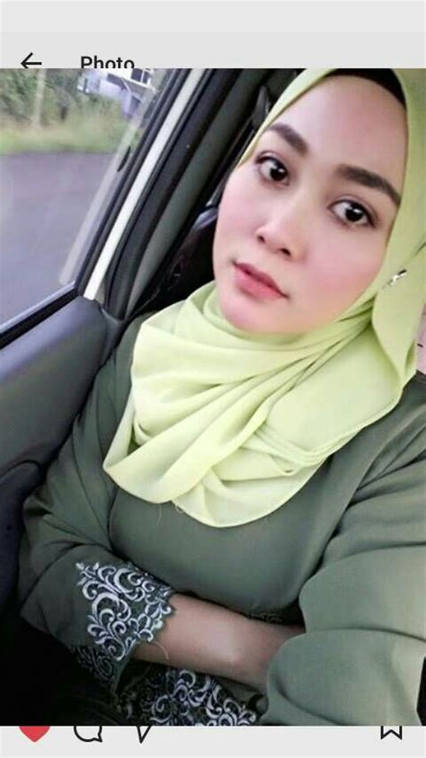 Mamah Muda Berjilbab Ditambah Bugil Dengan Gaya Binal Skandal Foto