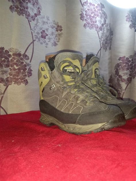 Трекінгові черевики — ціна 1700 грн у каталозі Черевики Купити жіночі речі за доступною ціною на