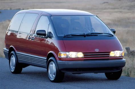 Quirky Toyota Previa Minivan Returning As Phev With Ev Variant Kiviac