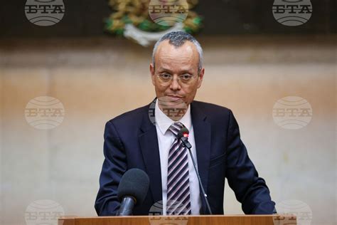 Кметът на Благоевград Методи Байкушев представи мерките които се предприемат след затваряне на