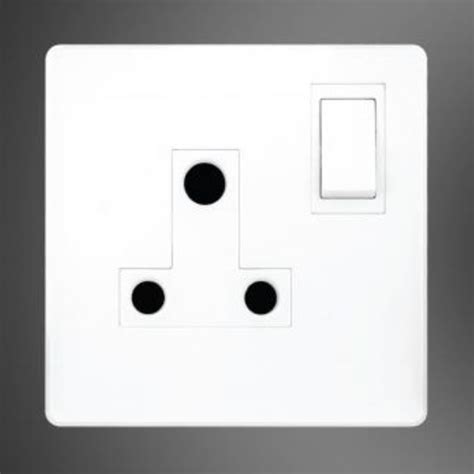 Energypac Eg Aristro Series 15a 3 Pin Round A C Socket 3pin Ac