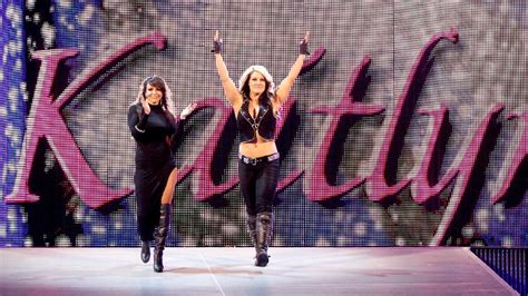 Kaitlyn Vs Wwe Divas Champion Aj Lee Wwe Divas Championship Match