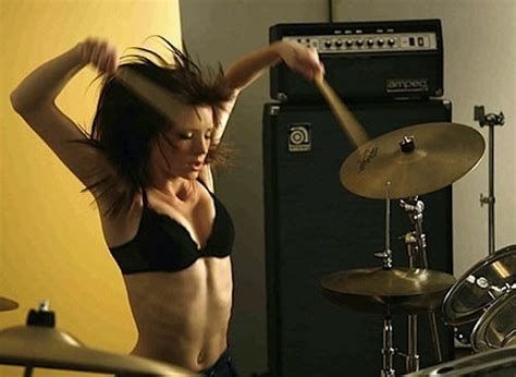 Hotties With Musical Instruments Gallery 4 5