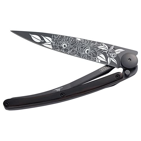 Couteau Deejo Maud Dardeau Tatouage Magazine