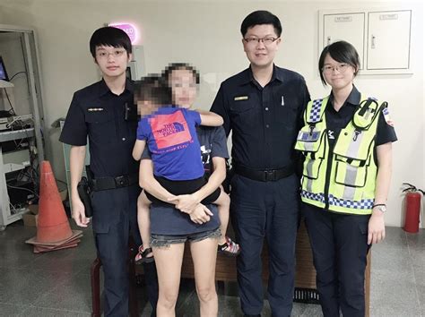 逛夜市5歲男童走失 三重暖警協助找父母 台灣好新聞 Taiwanhot