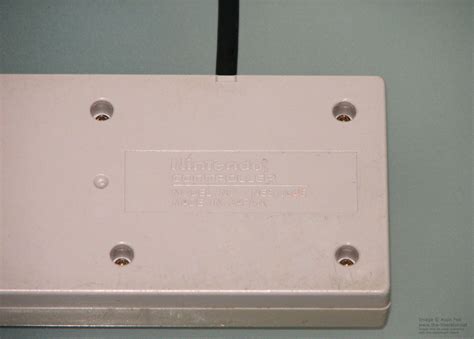 Nintendo Entertainment System NES Standard Controller