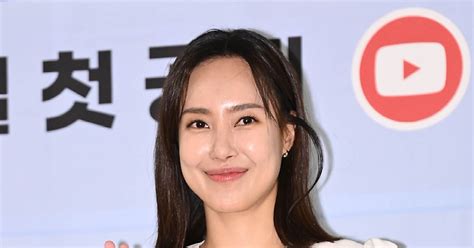 김윤서 수줍은 인사[엑s Hd포토]