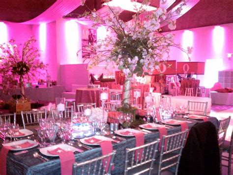 Pink Lighting And Pink Table Setting Decor Purple Wedding Tables Pink Table Settings Pink