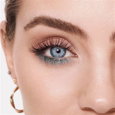 Best Eye Makeup For Big Blue Eyes Saubhaya Makeup