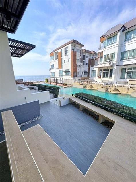 บางพระ ศรีราชา ติดทะเลบางแสน 4นอน ให้เช่าคฤหาสน์แนวตั้ง 4 ชั้น ชายหาดส่วนตัว 30 ตร วา 480 ตร ม