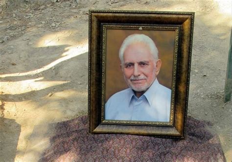 جزئیات مراسم بزرگداشت عبدالوهاب شاه حسینی؛ پدر 3 شهید تهرانی تسنیم