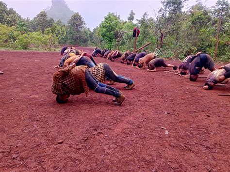 Karenni မဖြစ်နိုင်တာတွေ အများကြီးနဲ့ မဖြစ်သေးတာတွေ အများကြီးနဲ့ နေ့ရက်တွေ အများကြီးနဲ့ လုပ်ချင