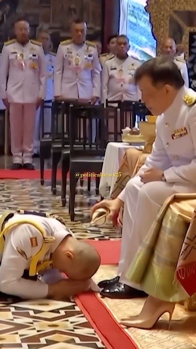 พันเอก หม่อมเจ้านวพรรษ์ ยุคล ราชองครักษ์รักษาพระองค์ ถวายงานใกล้ชิด พระแก้วมรกต ในหลวง รัชกาล