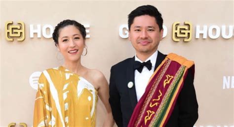 Fil Am Sports Writer Draws Flak Online For Wearing Ups Sablay At A