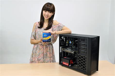 Intel Cpu 正妹 喬喬 劃時代的驚豔效能第 3 代 Intel® Core™處理器帶來更有效率的智慧生活 Xfastest