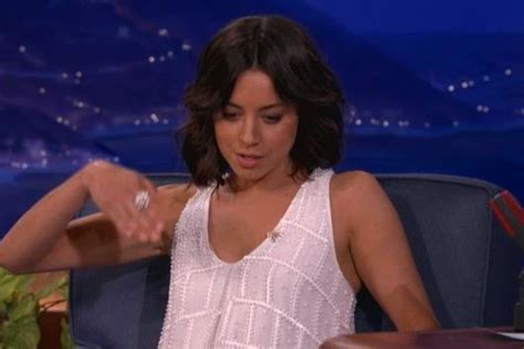 Aubrey Plaza Masturbates