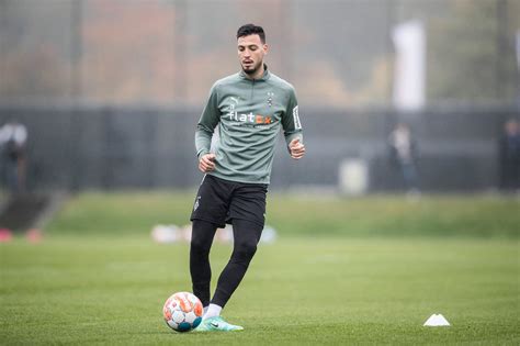 بن سبعيني يواصل إهدار النقاط مع مانشغلادباخ الشروق أونلاين