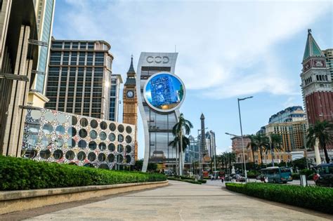 Lighthousetech Ledscreens Transformyourspace Lighthouse